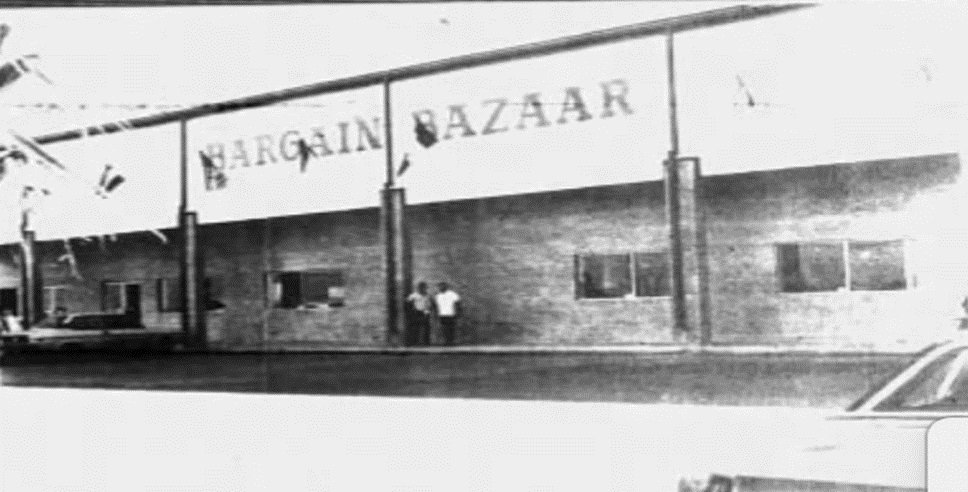 Bargain Bazaar to Mercado: Navigating Gentrification in the RGV ...
