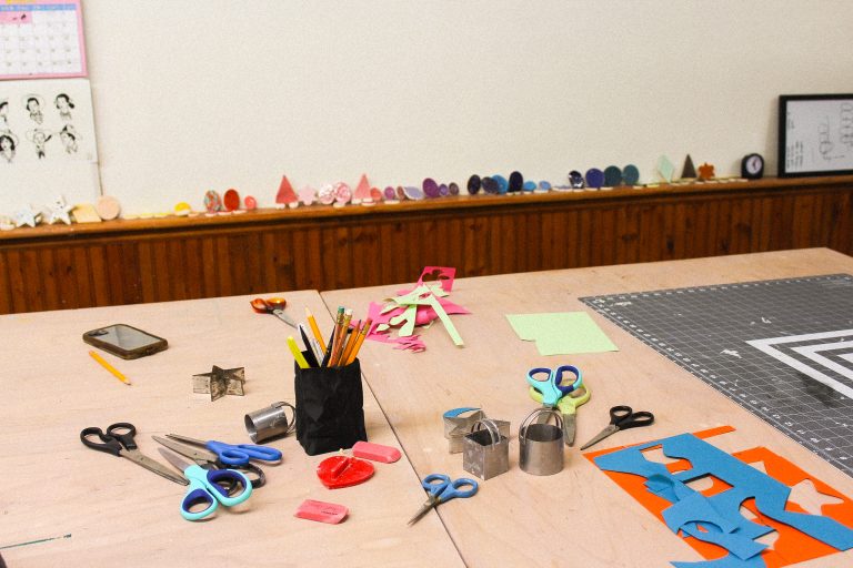 Celebrating Pride: How Queer Craft Night Creates Community - Trucha RGV